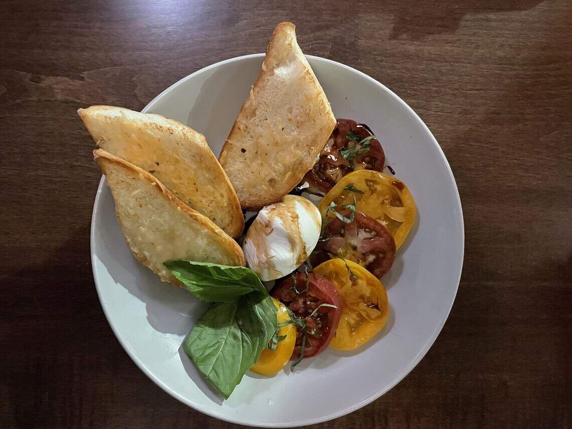 Acero restaurant, bar opens in old Lucky Fins spot in Boise | Idaho ...