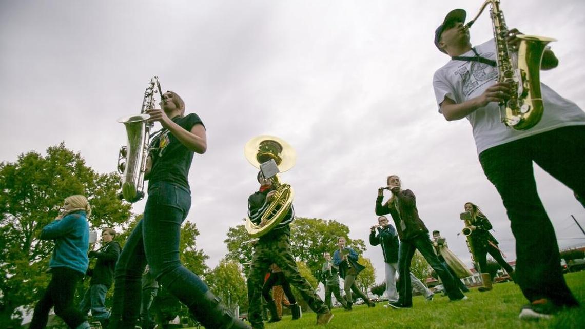 They got their football team, now the Yotes have their band | Idaho ...
